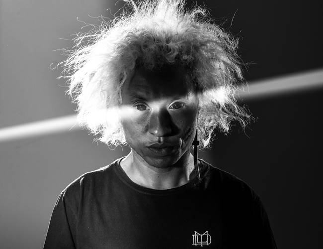 Rapper Yannick participa do Programa do Ratinho