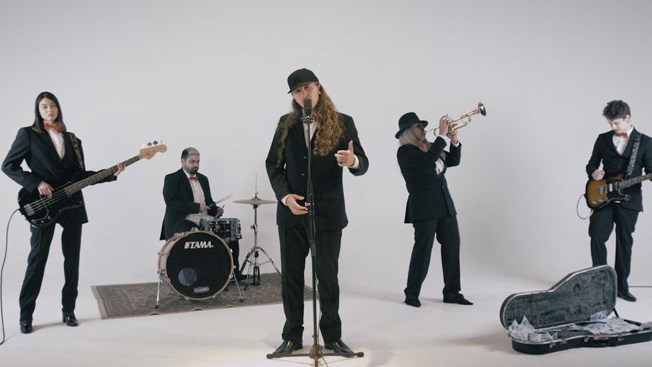 MC Sid lança o clipe da música "A banda do cidadão de bem"