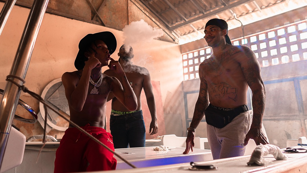 Fortalecendo a vivência do jovem negro, Alee libera "Dores"