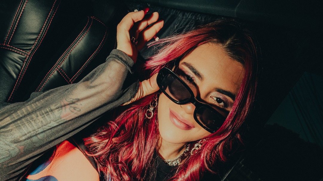 Cynthia Luz inicia as comemorações dos seus 15 anos de carreira e de ...