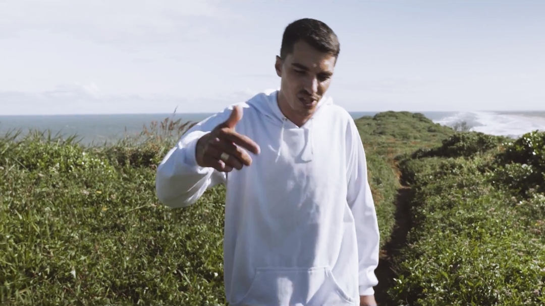 Rapper RF lança o videoclipe/single "Revelação" com produção de ZZZ ...