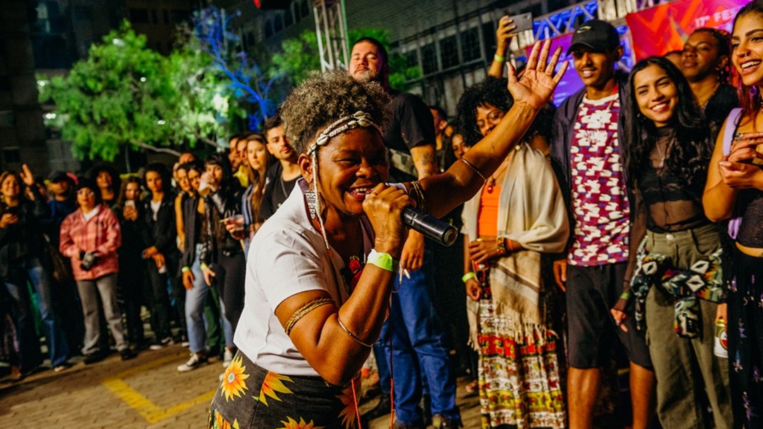 CarnaSarau acontece em Ceilândia e descentraliza a folia no DF