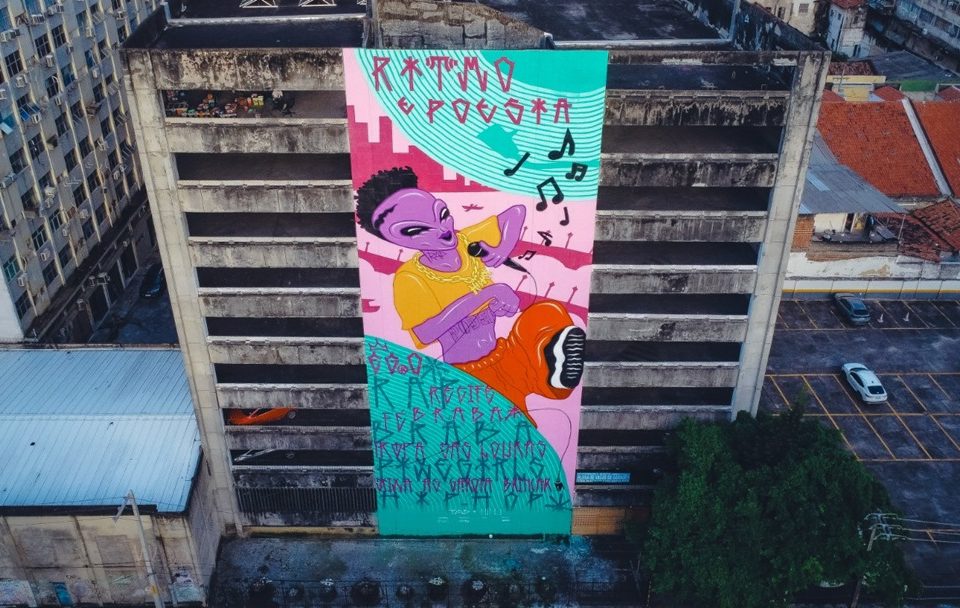 No Recife, crew de mulheres grafiteiras cria megamural em homenagem à ...