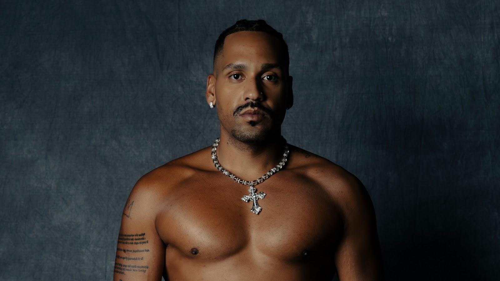 Froid mergulha no rap e suas vertentes com o álbum "O Veneno do ...