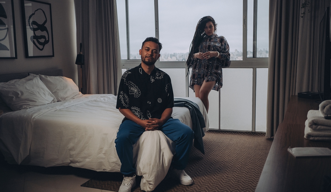 Rapper Ingles narra os entrelaces do amor no novo single ‘MAIS DE UMA ...